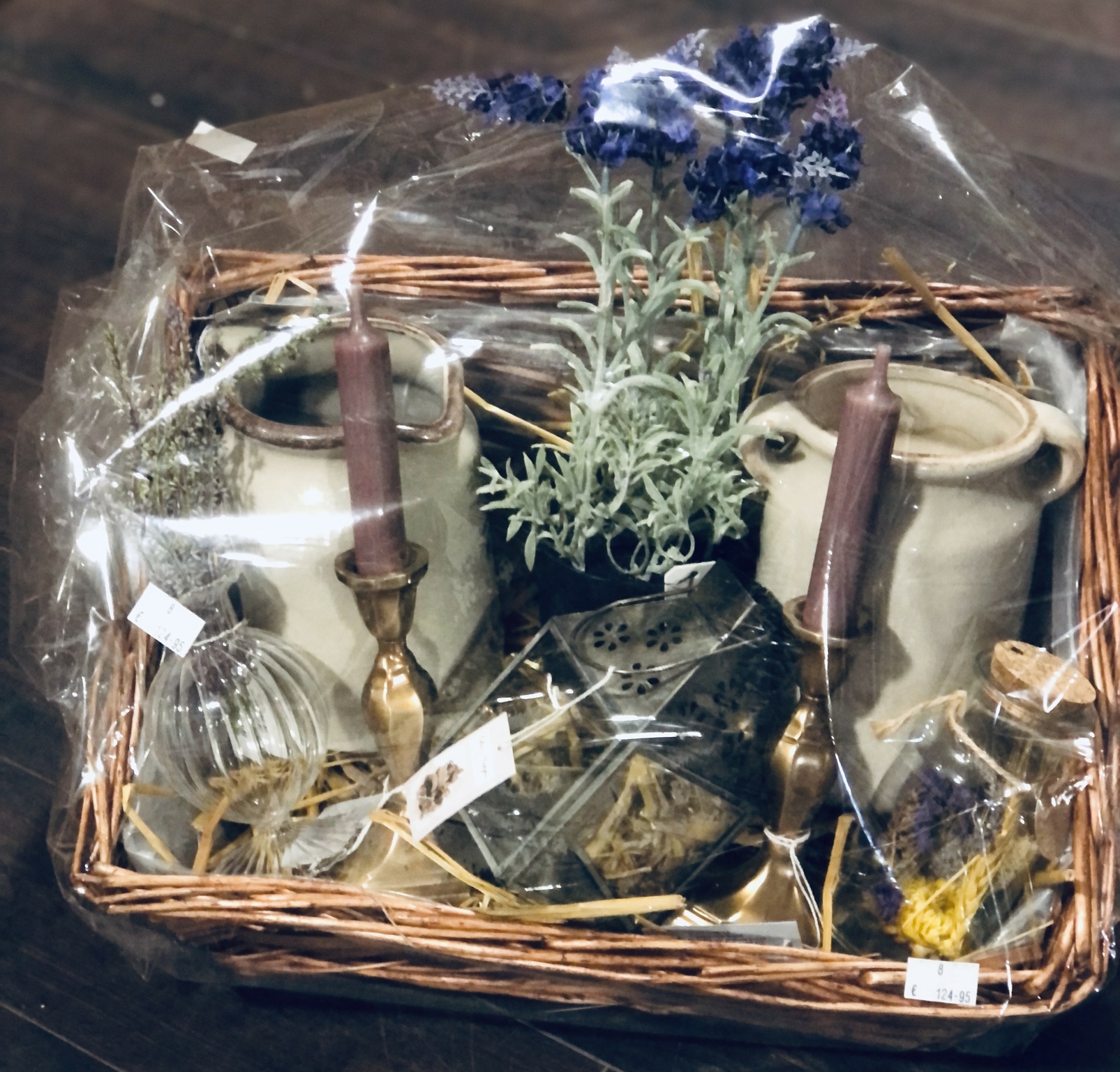 Interior Hamper - D and M Garden Centre