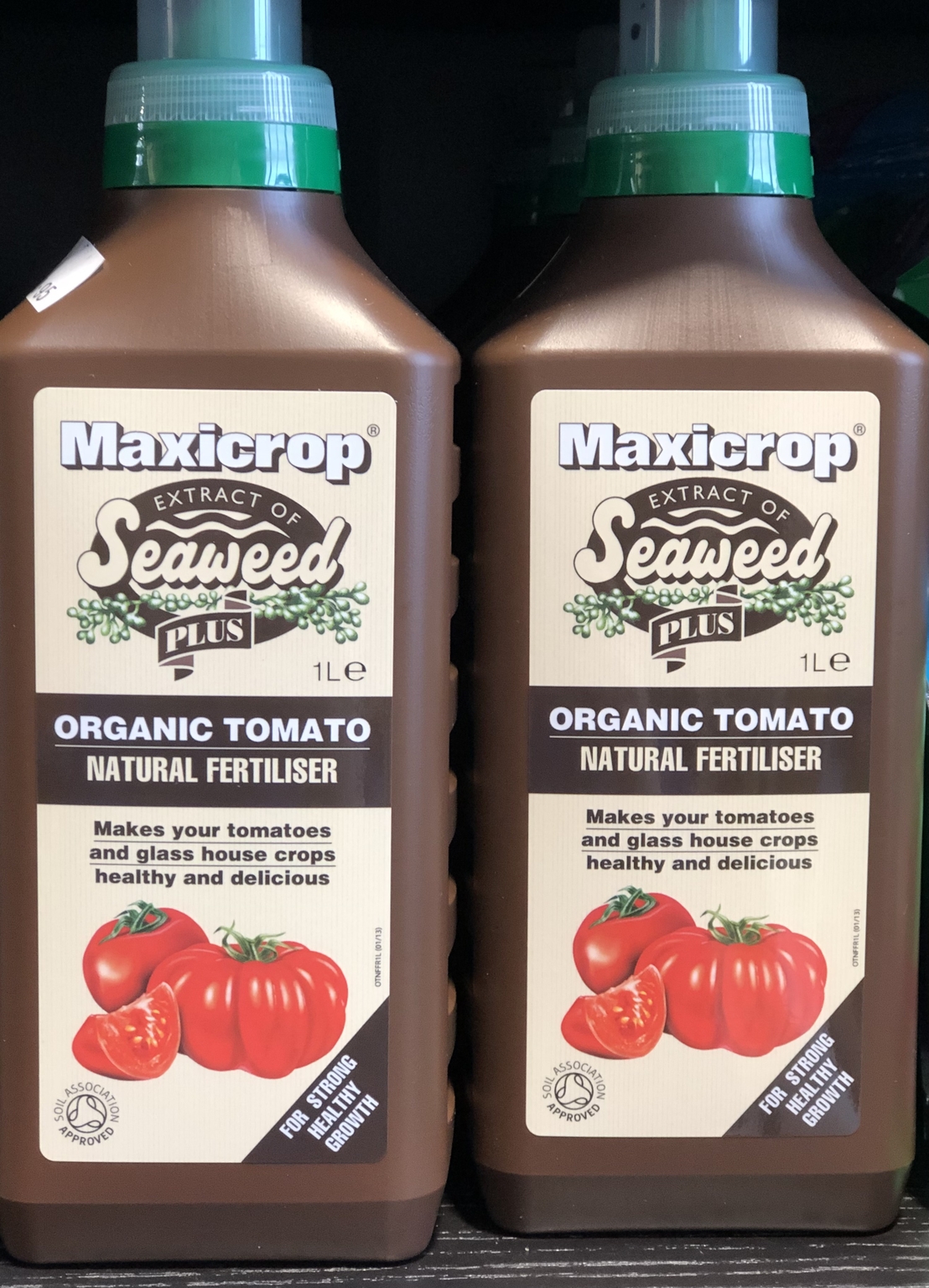 Maxicrop Organic Tomato Fertiliser 1l - D and M Garden Centre