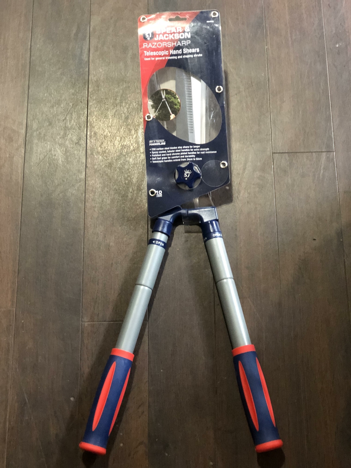 Spear & Jackson Telescopic Hand Shears - D and M Garden Centre