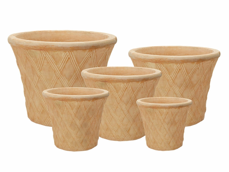 Terracotta Lattice Cone 40cm - D and M Garden Centre